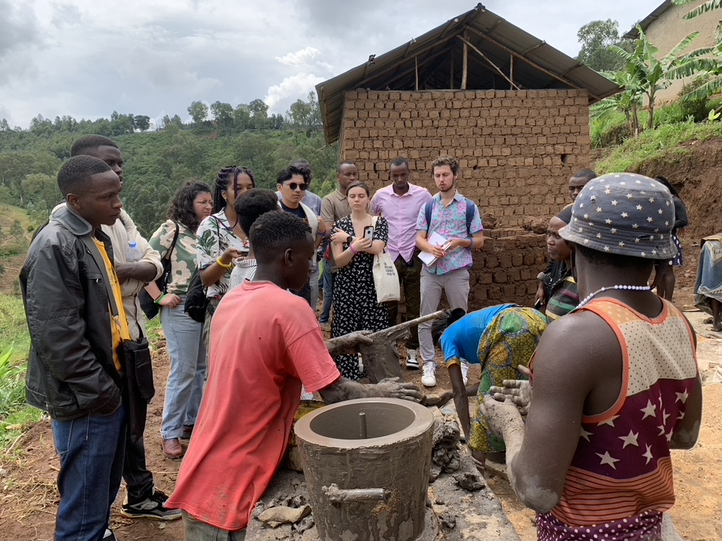 Students Spend Spring Break Working on Sustainable Development Projects ...